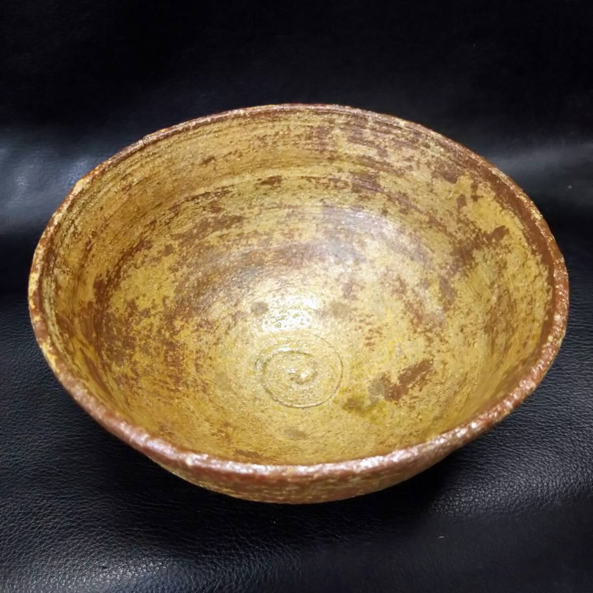 希少】詳細不明 茶道具 茶碗 共箱【陶磁器 瀬戸物 古美術 年代物 希少】詳細不明 茶道具 茶碗 共箱【陶磁器 瀬戸物 古美術 年代物
