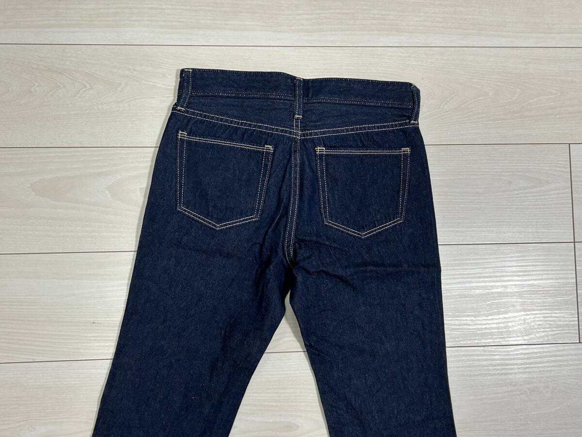 GU ジーユー スリムフィットジーンズ デニムパンツ アンクル丈 58(W25（約64cm）未満)｜売買されたオークション情報、yahooの商品情報をアーカイブ公開 - オークファン ...