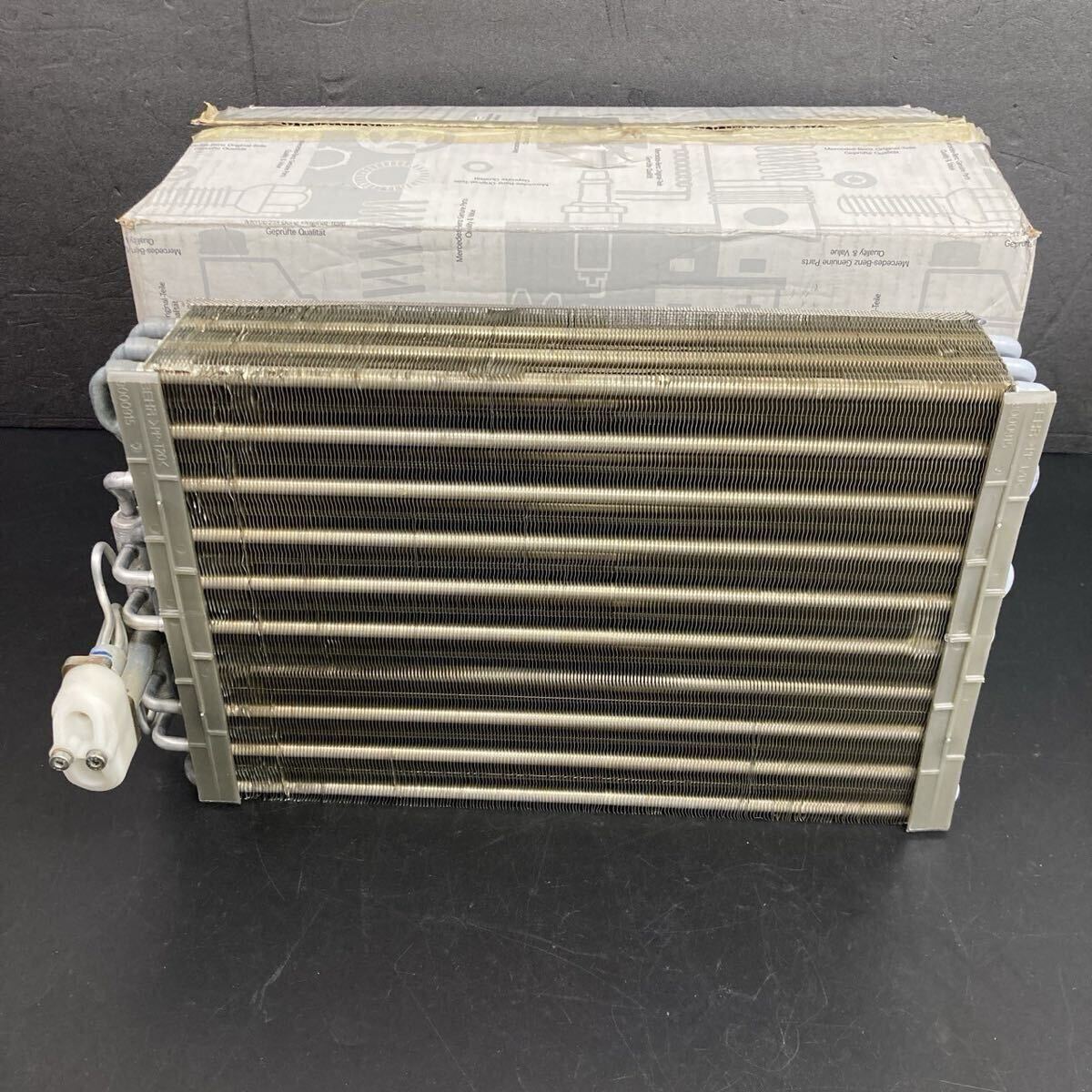 Yahoo!オークション - ベンツ C-3429 取り外し品 Mercedes-Benz エバポ...