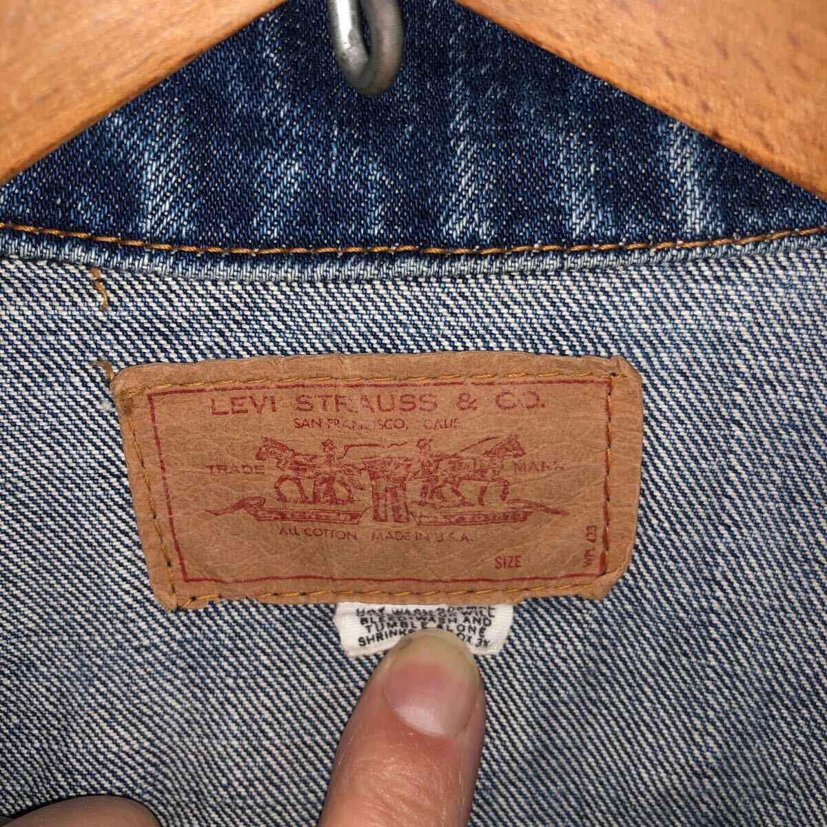 Yahoo!オークション - リーバイス70505ビック E 刻印526