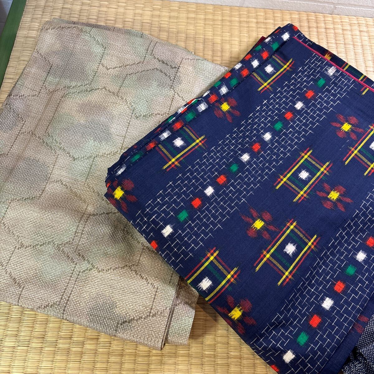 Yahoo!オークション - 紬 着物 まとめて 10品 A479 大島紬 紬 着物 正...