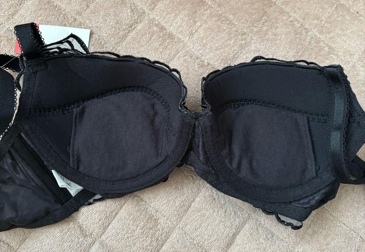 Yahoo!オークション - トリンプ セサ ブラジャー D75