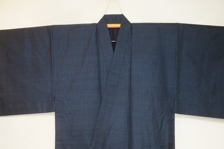 Yahoo!オークション - 壱土0653 本絹本場泥藍染め大島紬 男着物 裄69丈...