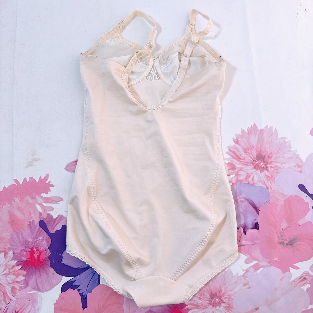 361 バーバラ 高級インポート品 ハイレグ ボディスーツ B80L ノンワイヤーブラ クロッチオープンホック 整理品 フランス製(中古)のオークション落札情報