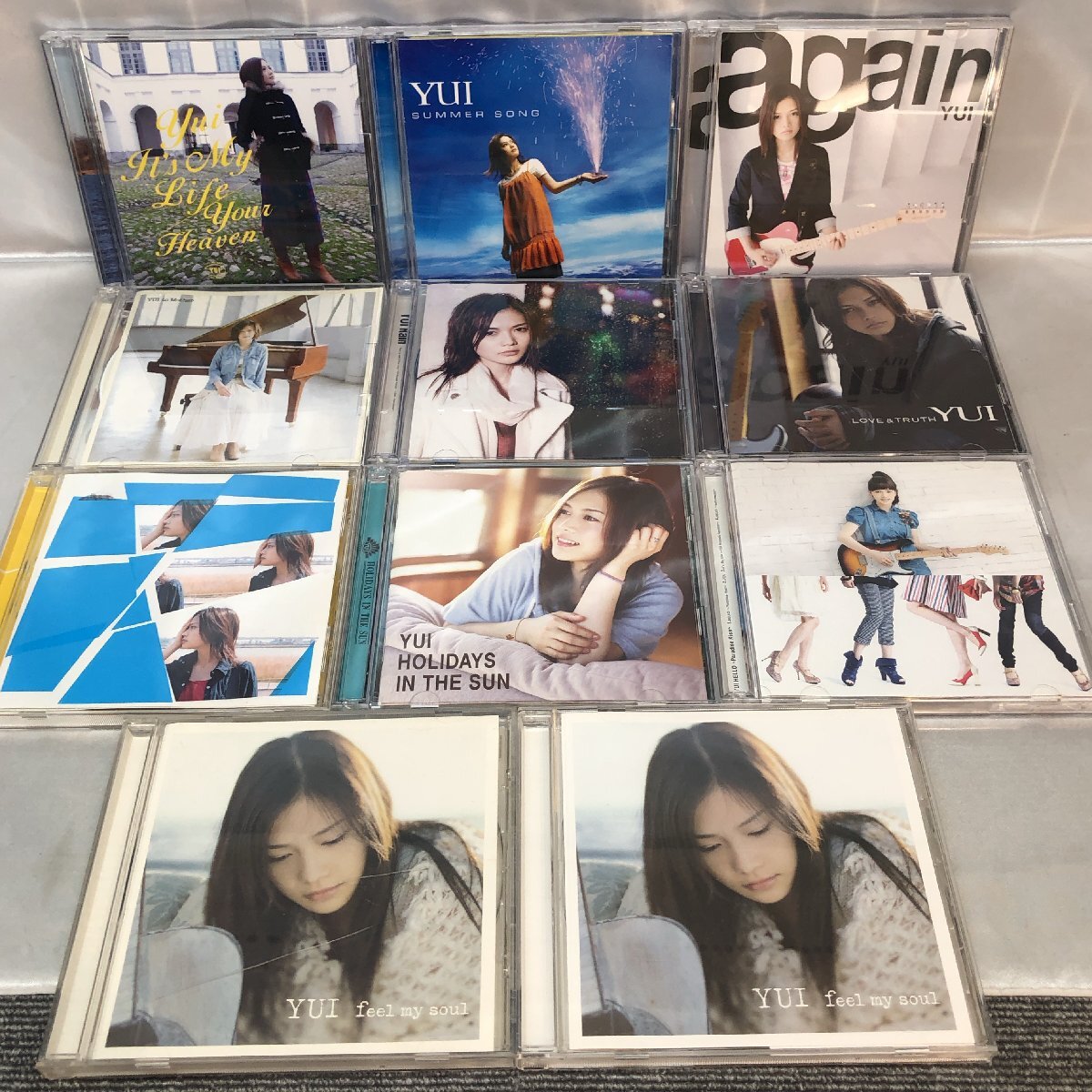 Yahoo!オークション - YUI /again/SUMMER SONG/Rain/It's My Life・You...