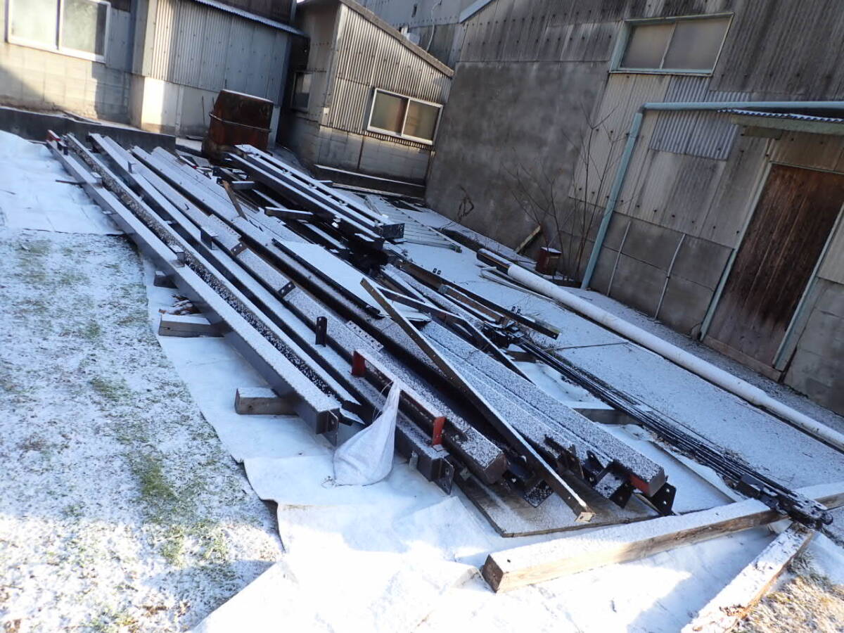 Yahoo!オークション - 020699 大型鉄骨倉庫骨組み建物内部枠組みセット...