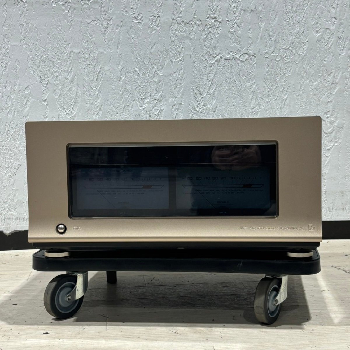 J LUXMAN M-10 パワーアンプ ラックスマン ② 095028 法人様のみ JITBOX利用可能(LUXMAN)｜売買されたオークション情報、yahooの商品情報をアーカイブ公開 ...