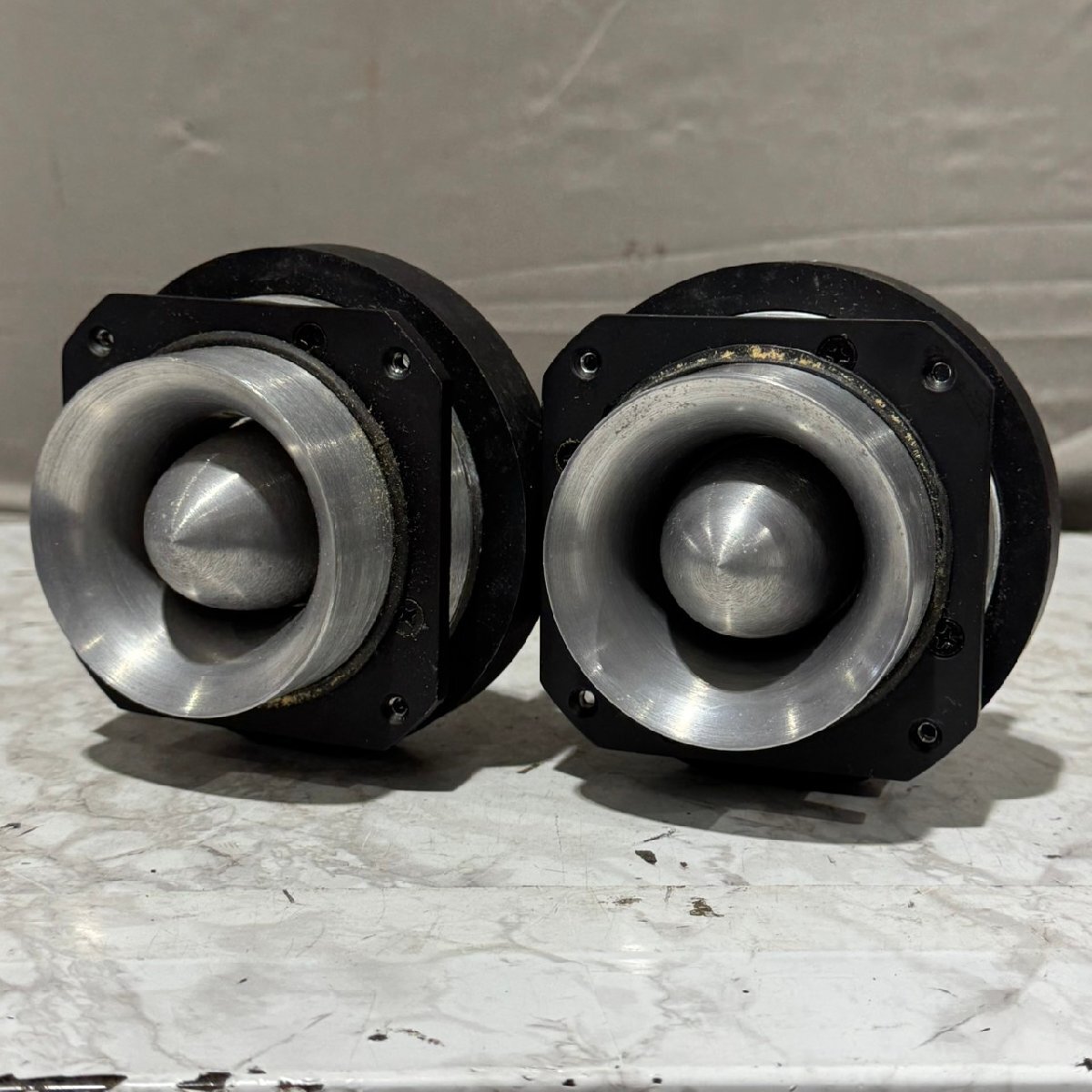 C JBL 2402H ツイーターペア ジェイビーエル 095115(スピーカー本体)｜売買されたオークション情報、yahooの商品情報をアーカイブ公開 - オークファン（aucfan.com）