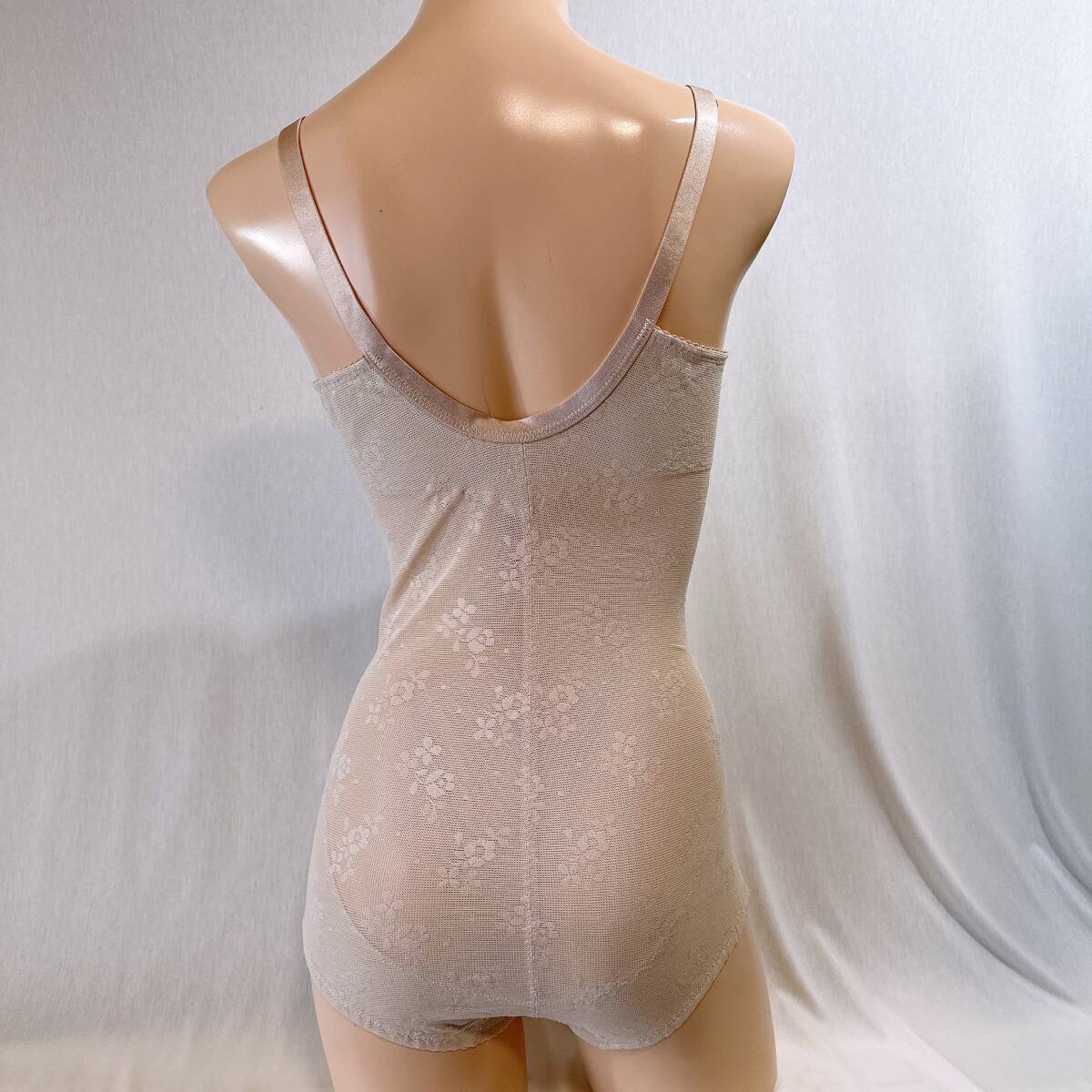 Yahoo!オークション - 101ワコール 高級 ボディスーツ C80L