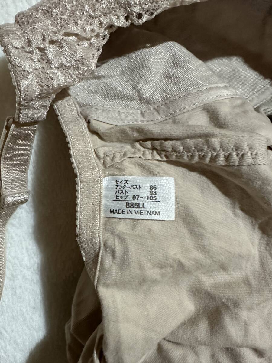 Yahoo!オークション - 181 高級 ボディスーツ B85LL