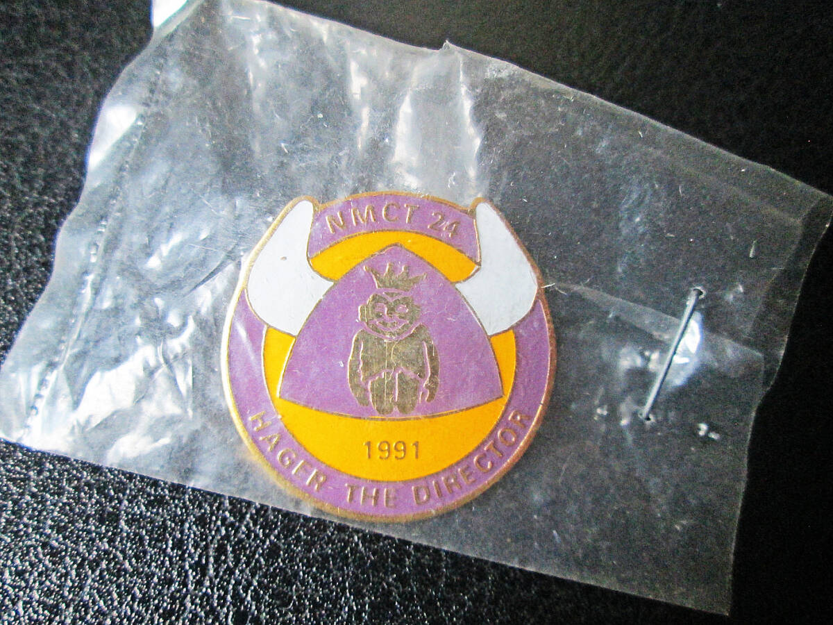 Yahoo!オークション - ビンテージ ビリケン ピンバッチ No50/ロイヤル...