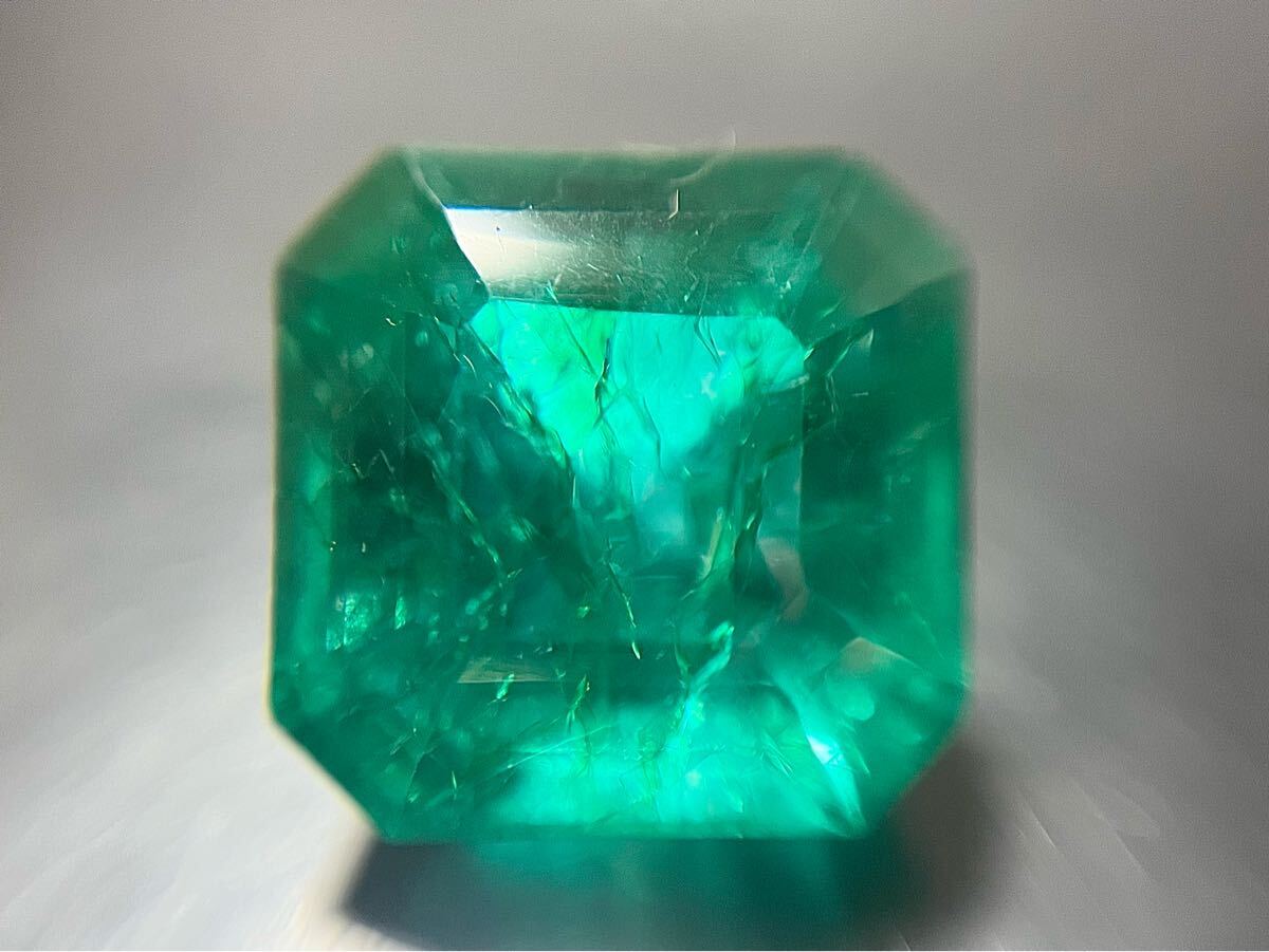 Yahoo!オークション - 天然エメラルド10.03ctコロンビア産ルース