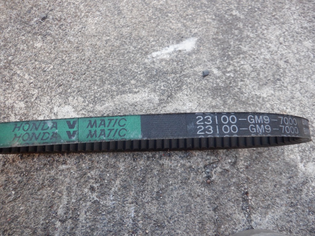 Yahoo!オークション - リード50R リードR AF10 プーリー＆ベルト＆クラ...