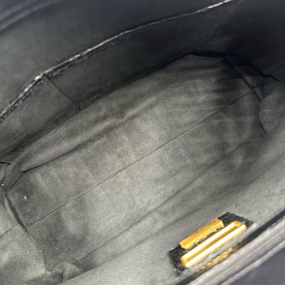 Yahoo!オークション - 極美品 JRA A4可 2way クロコダイル レザージュ...