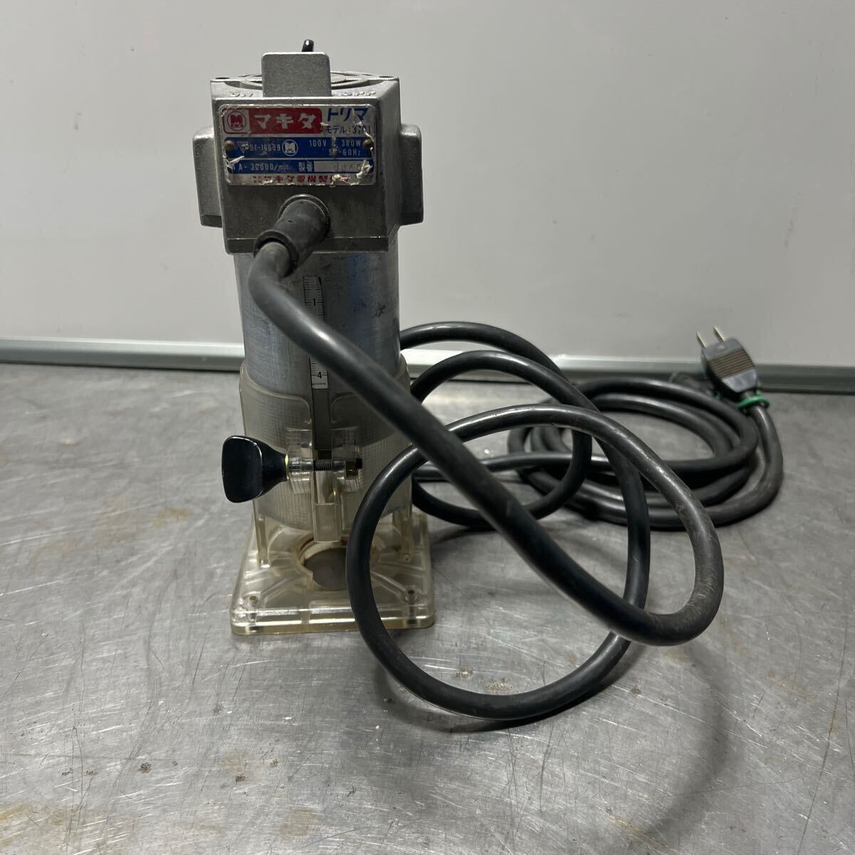 Yahoo!オークション - A39 マキタ トリマ 3701