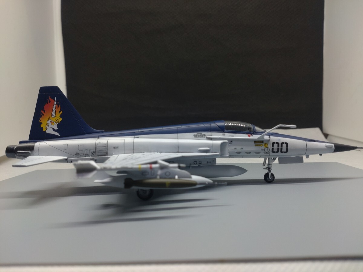 Yahoo!オークション - エリア88 1/72 F-5E タイガーⅱ 風間機 塗装済み...