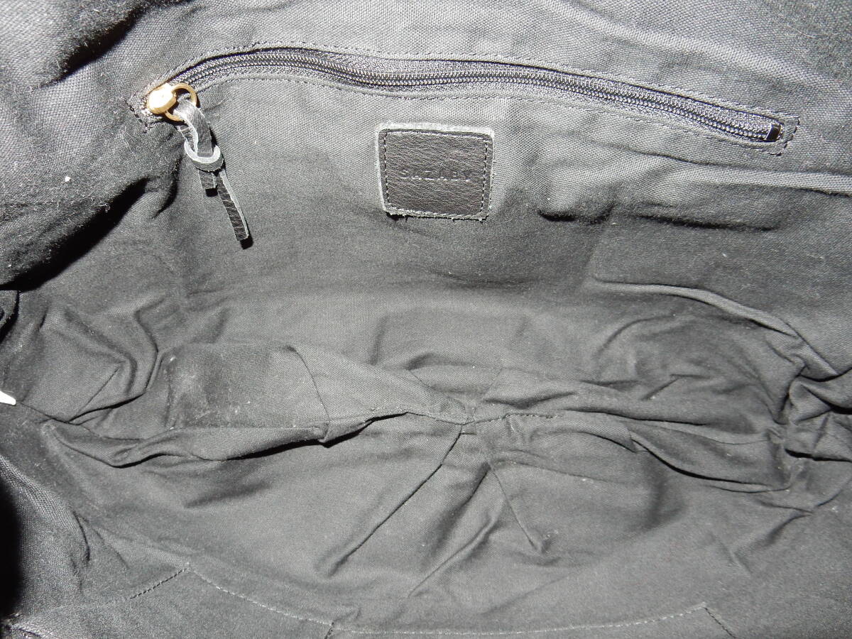 Yahoo!オークション - 本革 SAZABY(サザビー) A4対応 5ポケット 肩掛け...