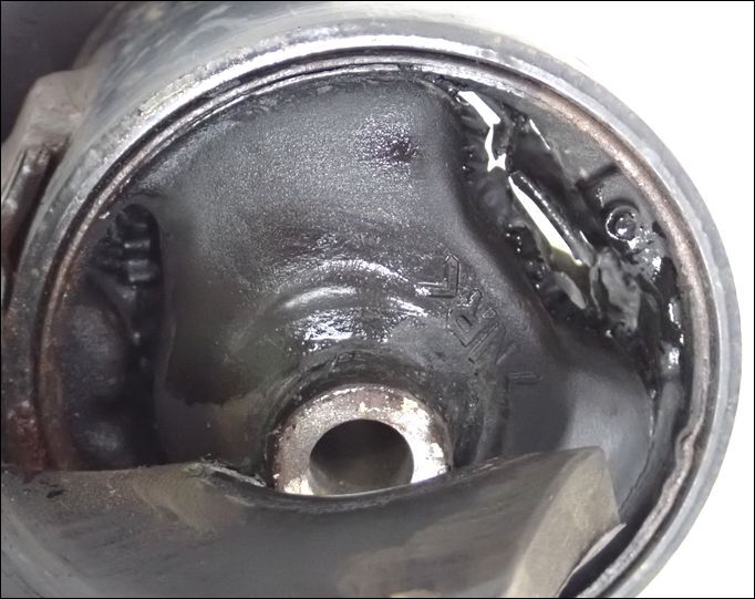 Yahoo!オークション - セリカ ( ST202 ) 5速 用 純正 エンジンマウン...