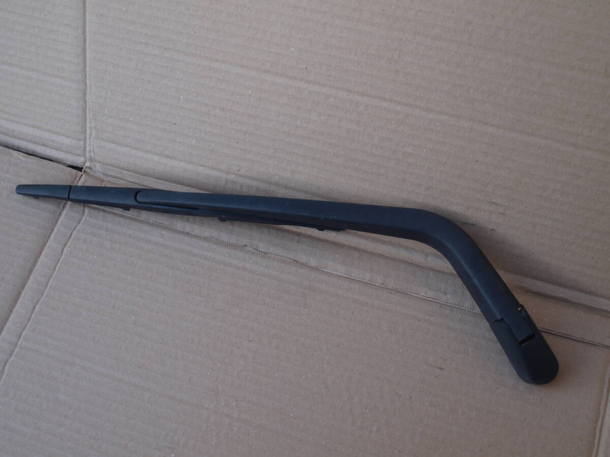 Yahoo!オークション - DBA-B11W ekワゴン B11W 純正 リアワイパーアー...