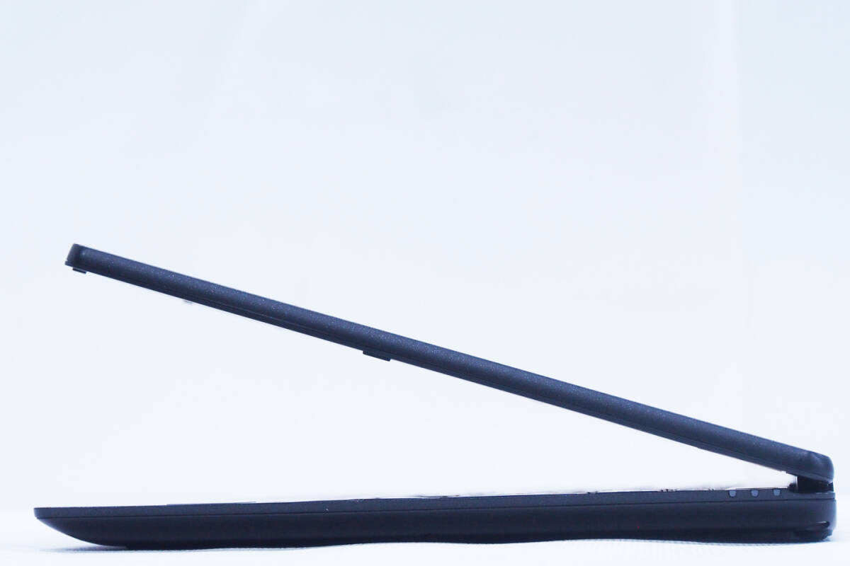 Yahoo!オークション - 1円～ 軽量薄型コンパクト 約917g 持ち歩き最適 ...