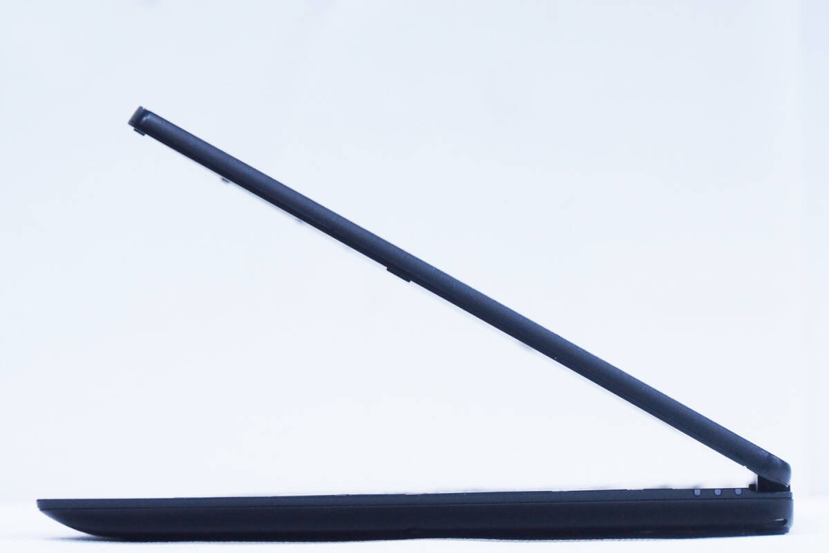 Yahoo!オークション - 1円～ 軽量薄型約917g 持ち歩き最適 12.5インチF...