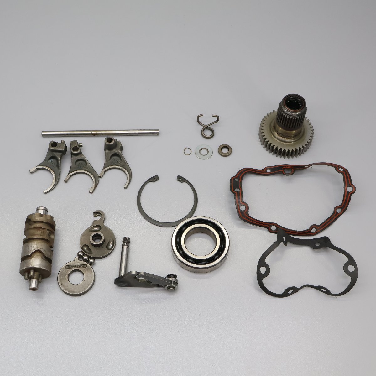 Yahoo!オークション - ハーレー 純正 97 FLSTC 外し メインシャフト 5...