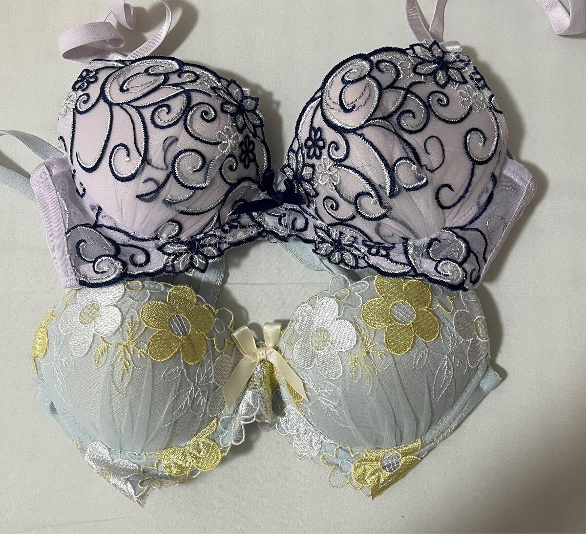 Yahoo!オークション - ブラジャー セット A70