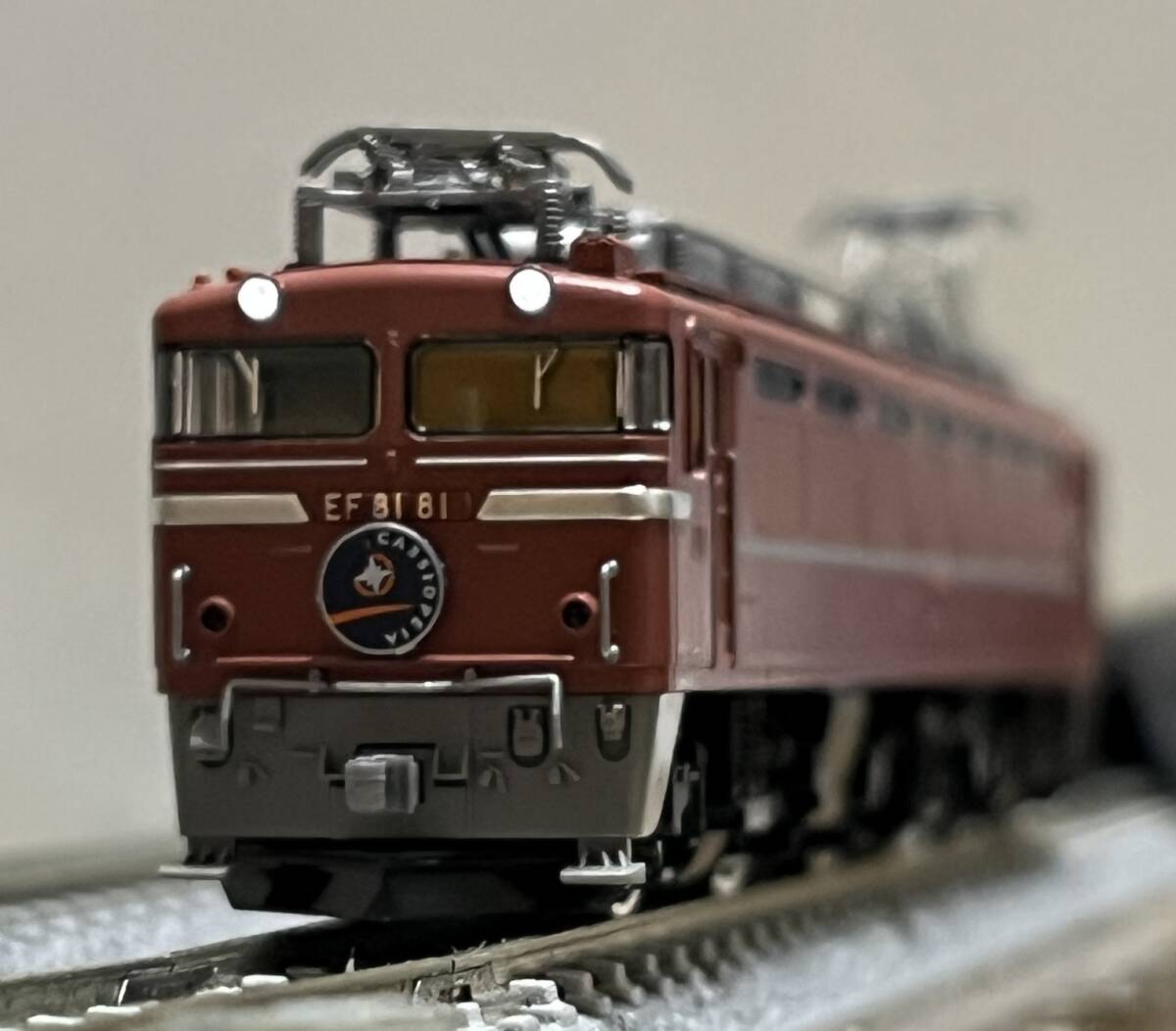 TOMIX 7123 JR EF81形 電気機関車 81号機 復活お召塗装 ライト 動力OK E26系カシオペア 24系牽引等 イベント用等(電気機関車)｜売買されたオークション情報 ...