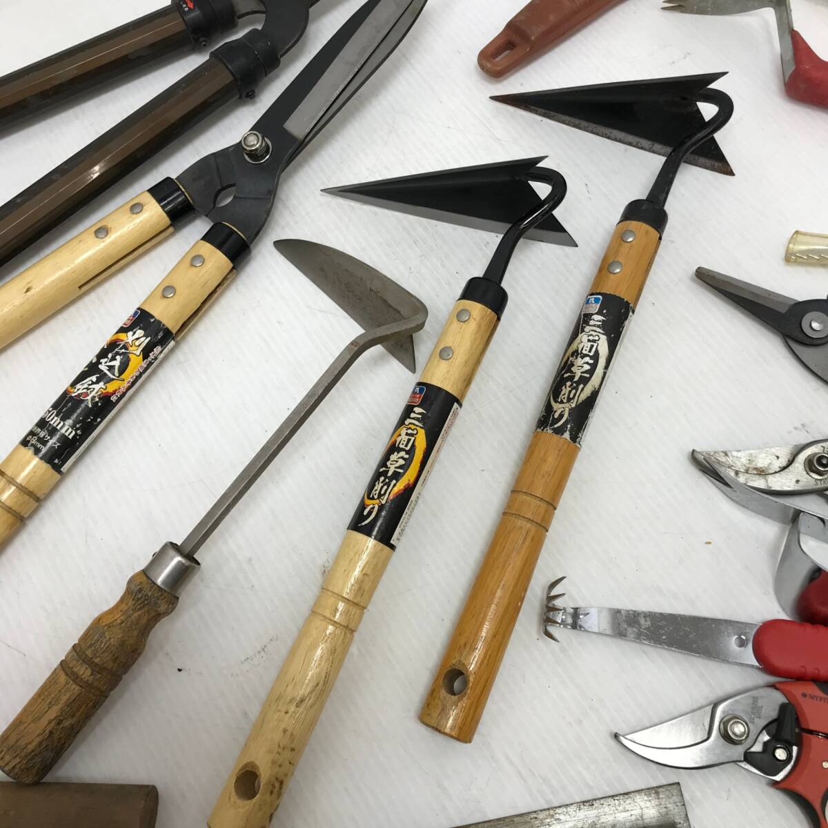 Yahoo!オークション - ‡0591 植木鋏 刈込鋏 剪定鋏 造園道具 まとめ ...