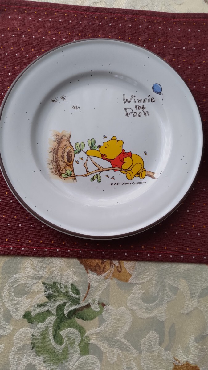 SANGO陶器 ディズニーくまのプーさん プレート お皿 ケーキ皿 食器 美濃焼 3枚セット(セット)｜売買されたオークション情報、yahooの商品情報をアーカイブ公開 - オークファン ...