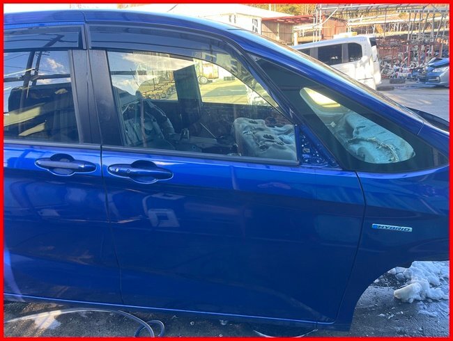 Yahoo!オークション - フリード GB7 フロントドア右 管理番号 5169