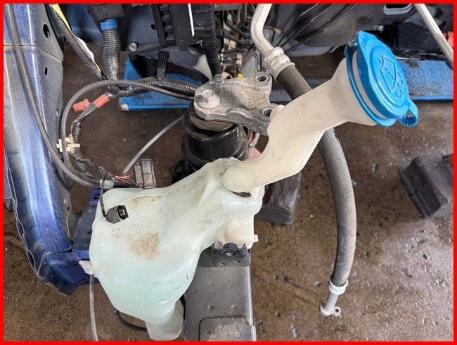 Yahoo!オークション - フリード GB7 ウォッシャータンク 管理番号 5169