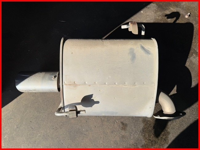 Yahoo!オークション - レヴォーグ VM4 リアマフラー 左 管理番号 5228