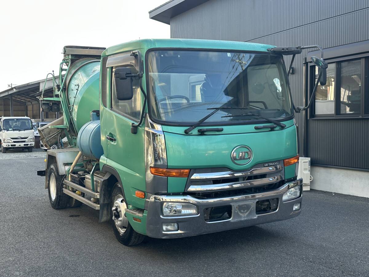 動画有 H26年 UDトラックス コンドル コンクリートミキサー車 積載3610kg 4.6L ディーゼル 6速MT エンジン好調 佐賀福岡(4tトラック、中型トラック)｜売買された ...