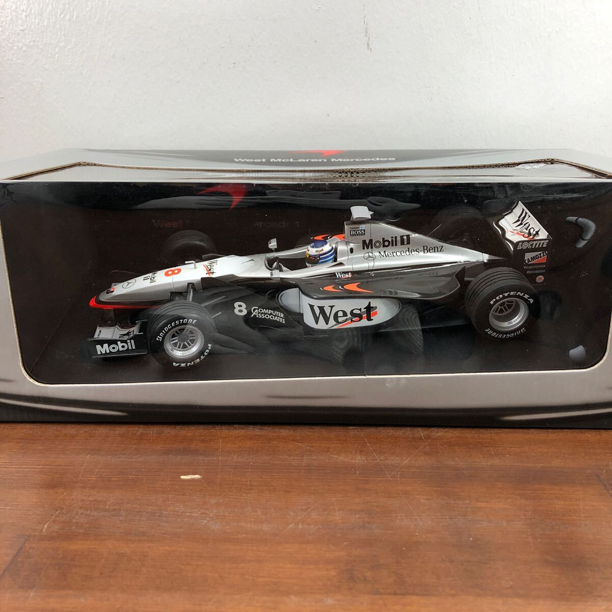 Yahoo!オークション - 1/18 west McLaren Mercedes マクラーレン メル...