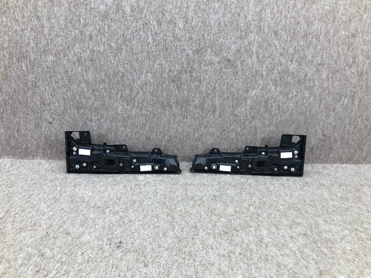 Yahoo!オークション - 美品 磨き済み トヨタ ノア 90 MZRA90 95 ZWR90 ...