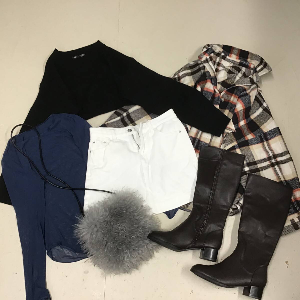 Yahoo!オークション - fifth GRL CLASSICALELF などA386 SHEIN UNIQLO ...