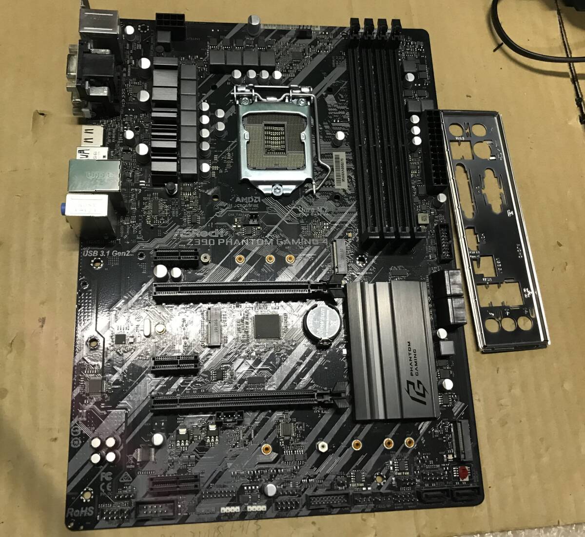 品 BIOS確認 ASROCK Z390 PHANTONE GAMING 4 LGA1151 マザーボード IOパネル付属(その他)｜売買されたオークション情報、yahooの商品情報を ...