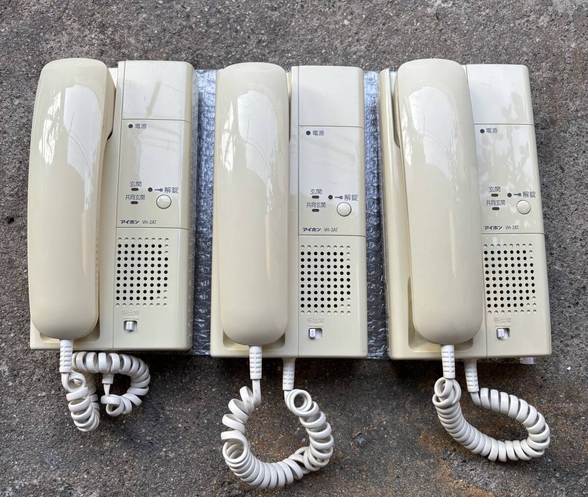 Yahoo!オークション - アイホン 3台インターホン VH-2AT-5