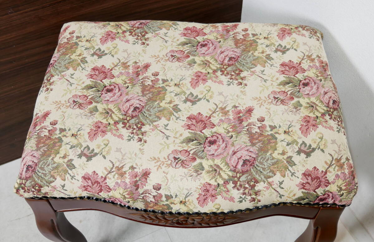 Yahoo!オークション - (R701-H257) 猫脚 鋲打ち スツール 1脚 腰掛 椅...