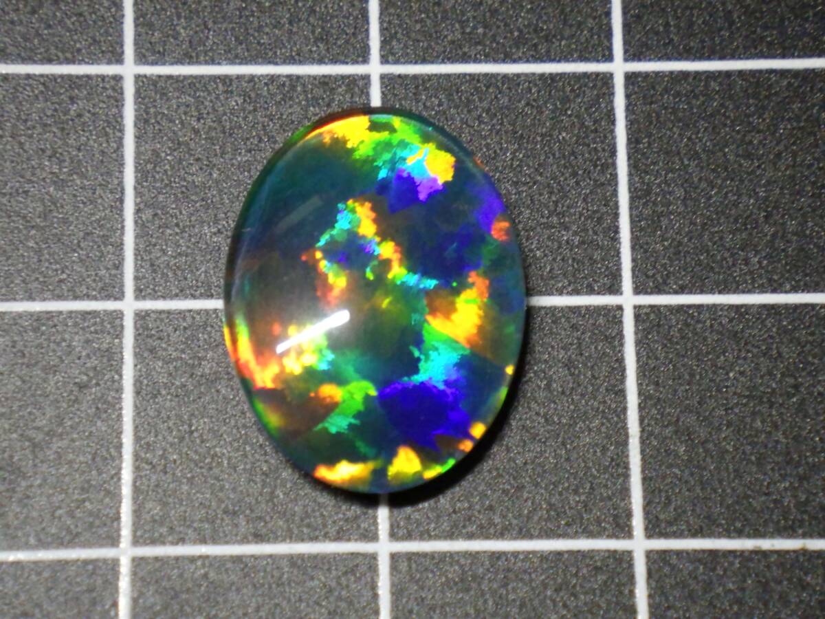 Yahoo!オークション - トリプレットオパール 4.7ct ケース付き