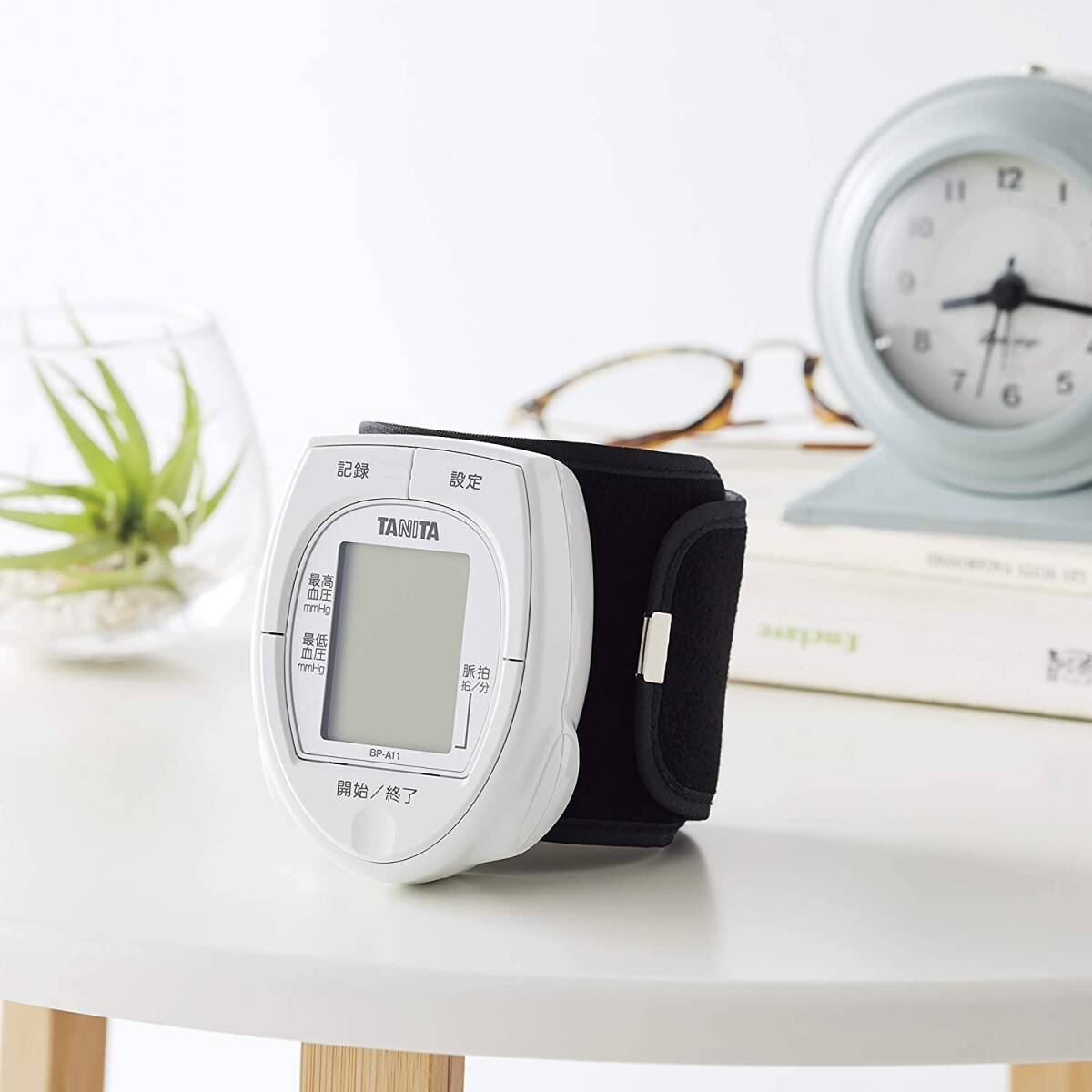 Yahoo!オークション - 条件付/即納/タニタ 手首式血圧計[BP-A11]ホワイ...