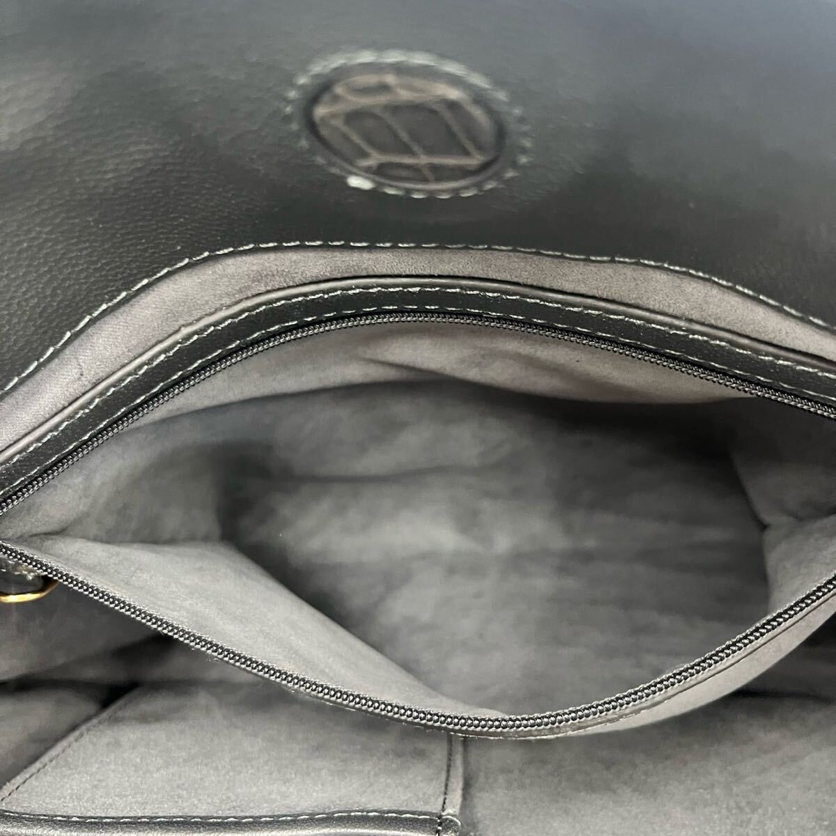 Yahoo!オークション - 極美品 大容量/A4 マットクロコダイル センター...