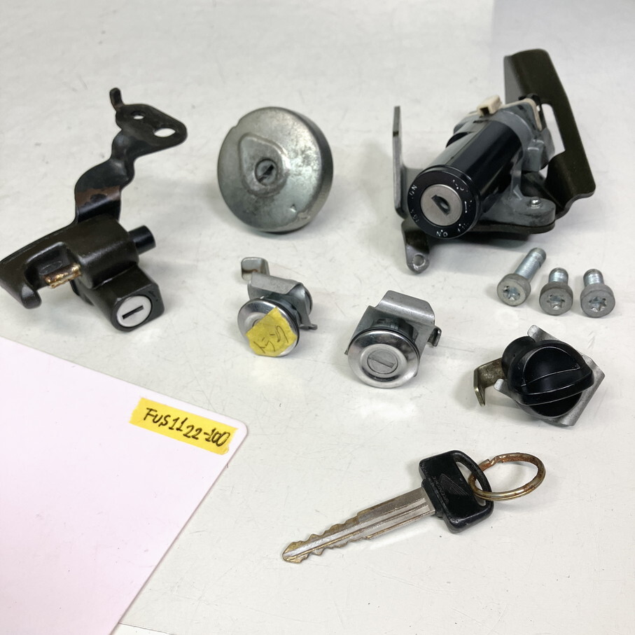 Yahoo!オークション - 動作OK フュージョンXSE キーセット MF02 3型 連...