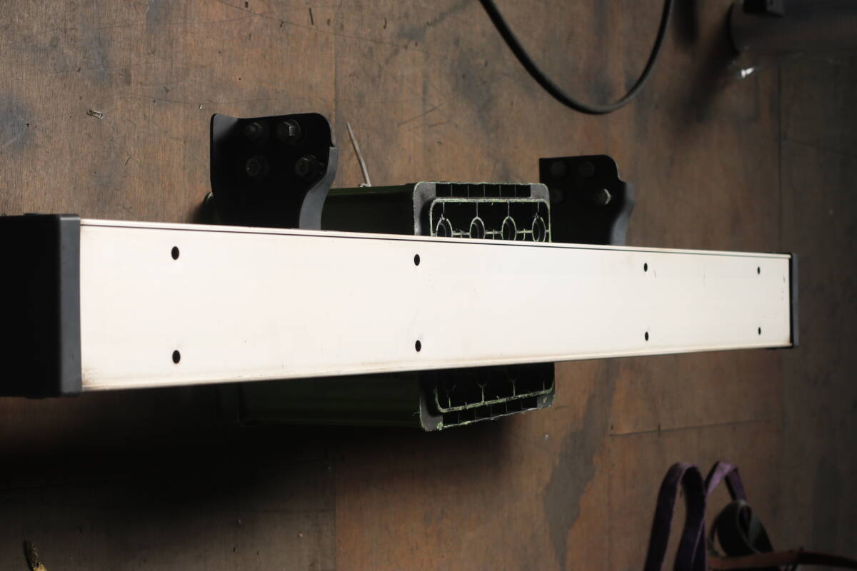 Yahoo!オークション - #3854 ISUZUいすゞ エルフ 純正アルミリアバンパ...