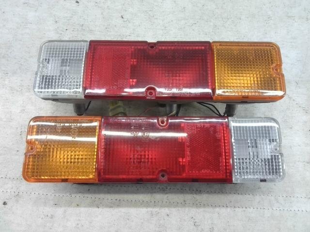 Yahoo!オークション - @9554 ジムニー E-JA22W 左右 テールランプ 2型 ...