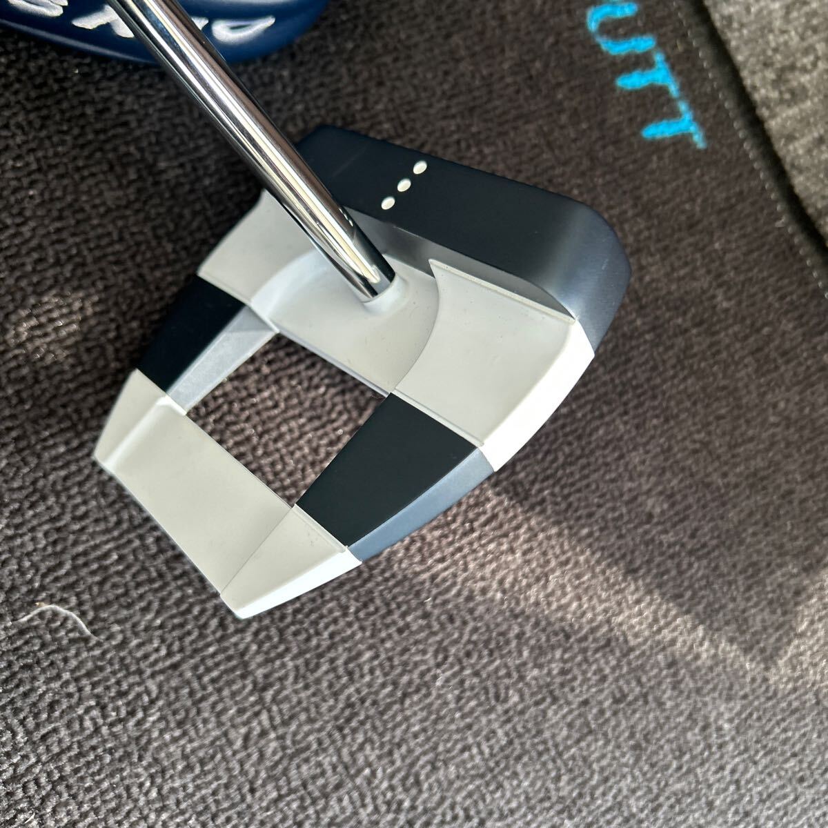 Yahoo!オークション - 中古美品 ODYSSEY Ai-ONE Square 2 Square JAILB...