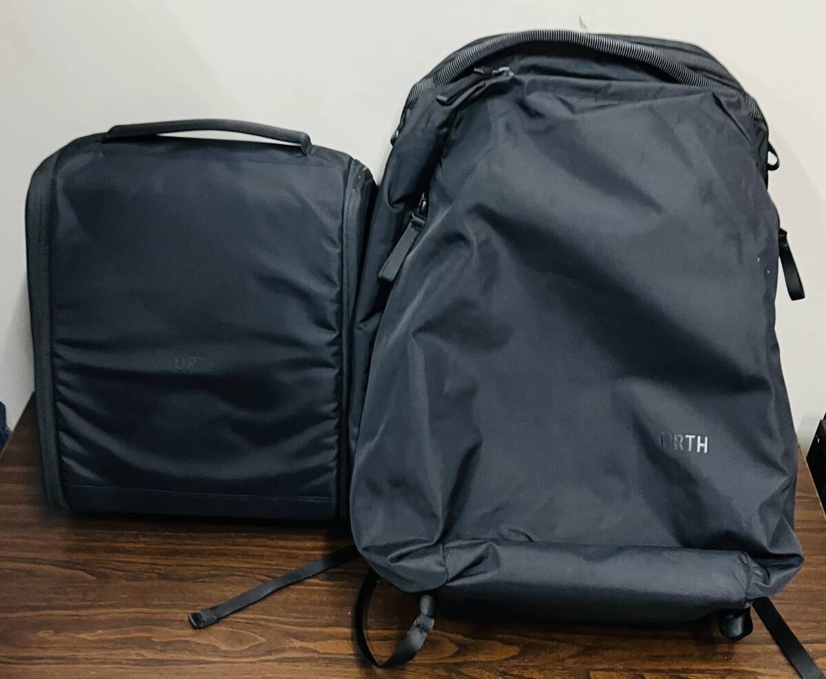 Yahoo!オークション - 新品 タグ付 Urth ノーライト 24L リュックサッ...