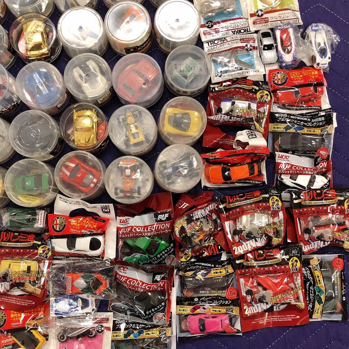 Yahoo!オークション - 大量 まとめ売り ミニカー プルバックカー UCC D...