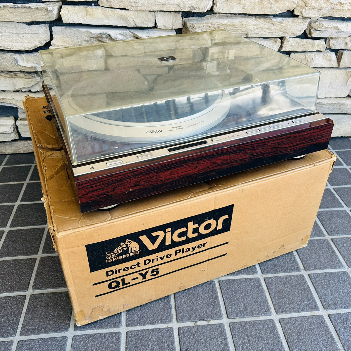 VICTOR LPプレーヤー QL-Y5 元箱付き ビクター 25B 北2(ビクター)｜売買されたオークション情報、yahooの商品情報をアーカイブ公開 - オークファン（aucfan.com）